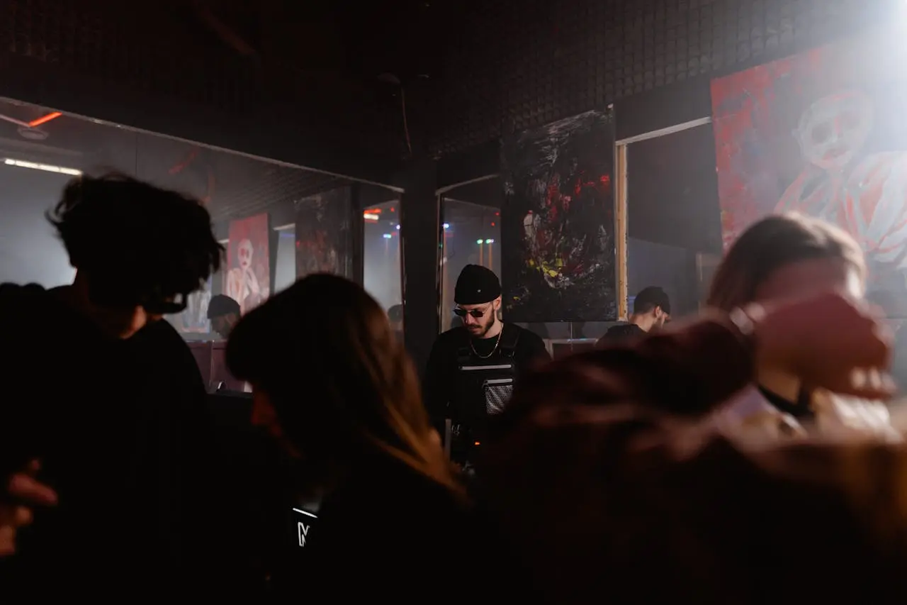 Difference between the YouTube license and the Creative Commons license